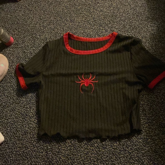 Shirts & Tops | Spider Crop Top | Poshmark